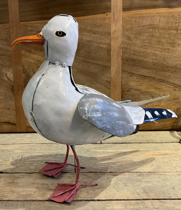 Metal Seagull garden sculpture | Shop | Coombe Street Gallery